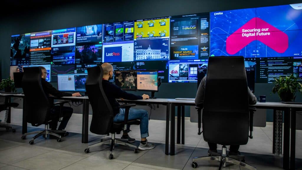 Building adequate skills to man state-of-the-art Security Operation ...
